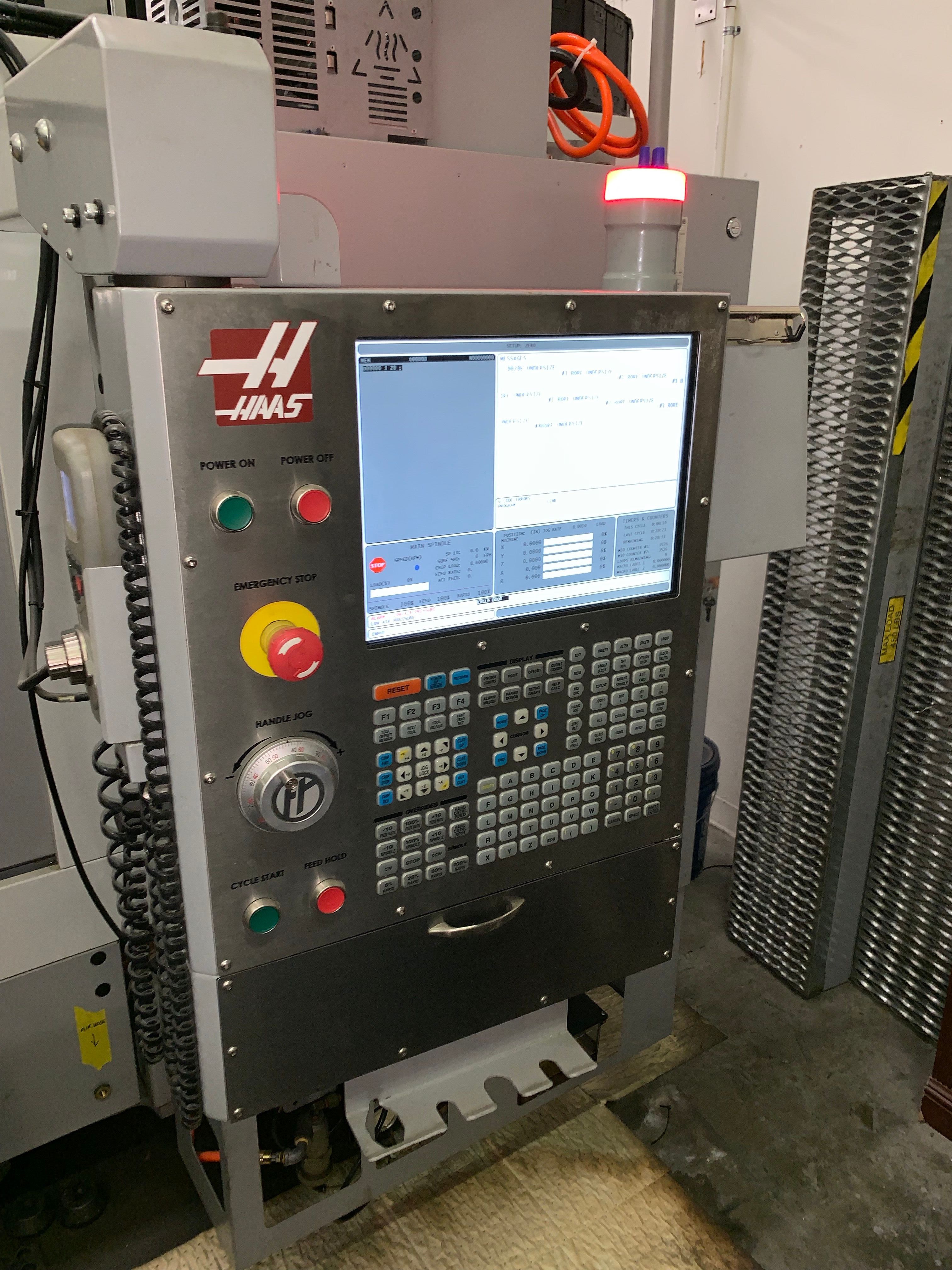 HAAS ES 5 4T 2009 - Horizontal Machining Center | CNC Machines